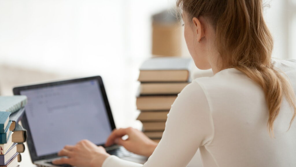 How to Write an Engaging and Memorable Essay with the Help of These ...